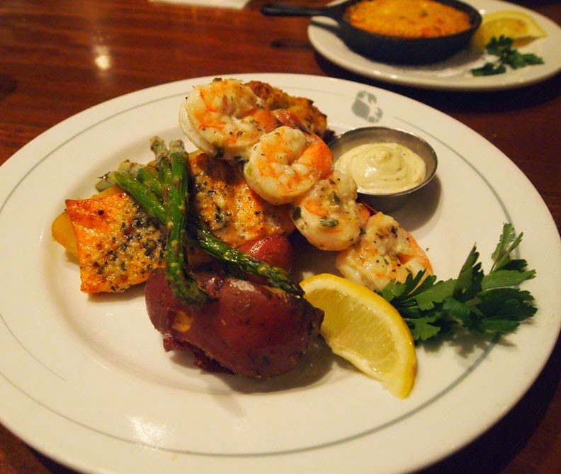 minxeats - recipes, recaps, and restaurant reviews: Phillips Seafood ...