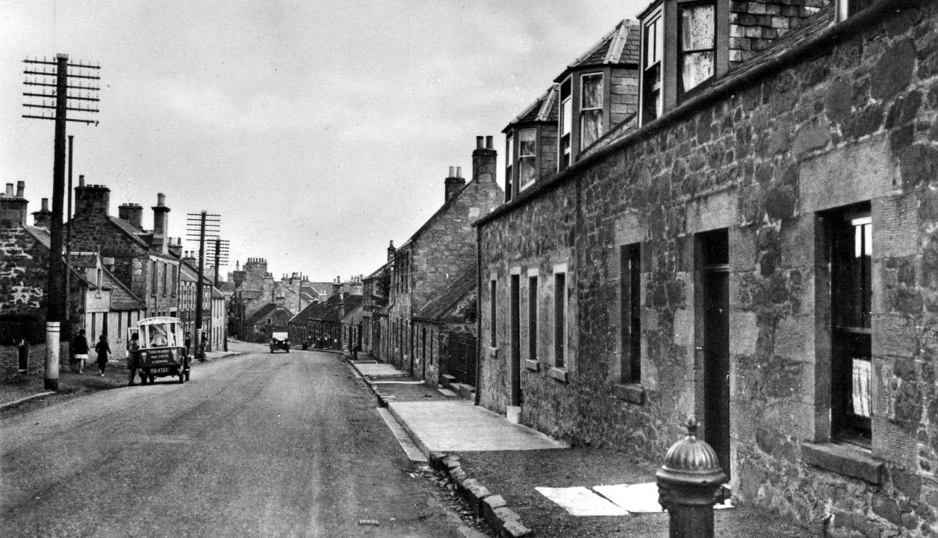 Tour Scotland: Old Photographs Main Street Leuchars Fife Scotland