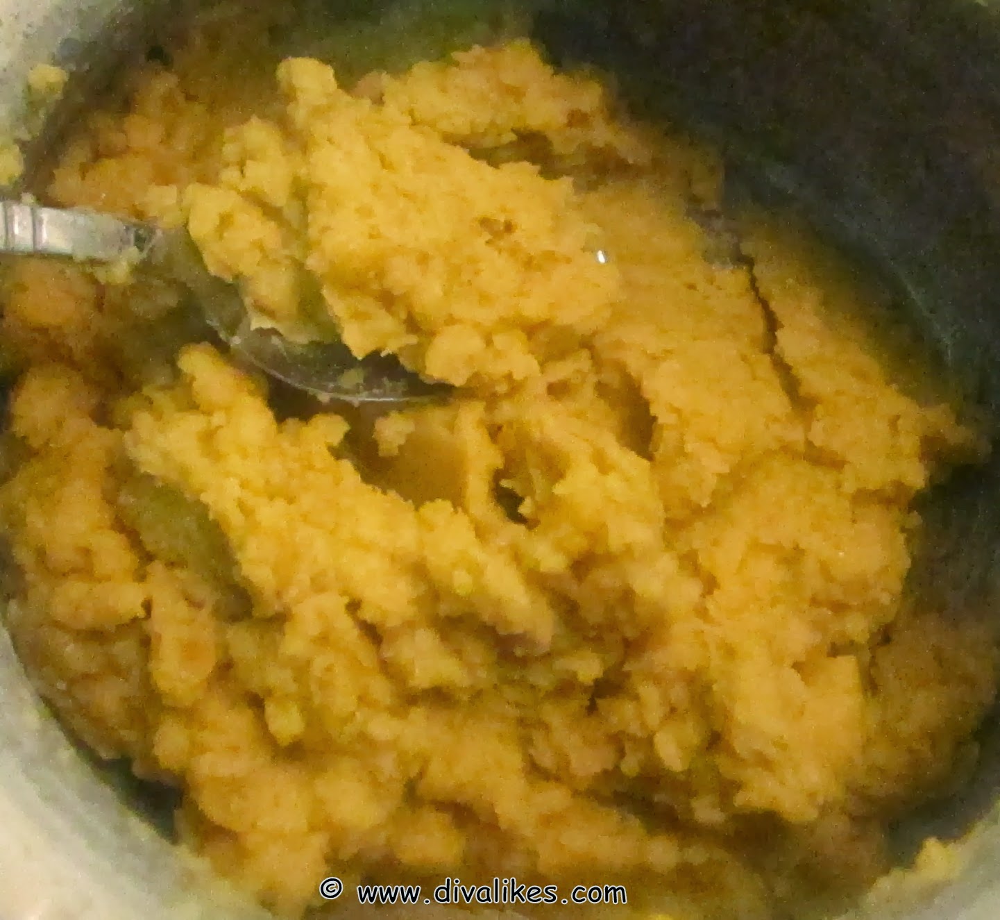 Puran Poli / Sweet Pan-Fried Flat Bread | Diva Likes