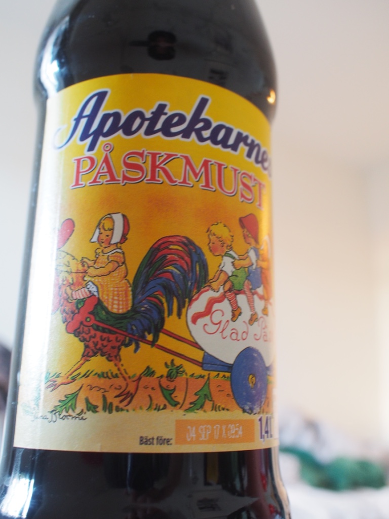 イースターの飲み物PASK MUST