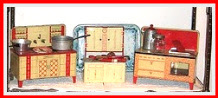 Zetta's Aprons: I Heart Vintage Tin Toy Kitchens!