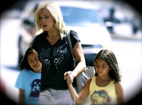 15 Minutes, Gosselin Style: Mady and Cara to travel with Kate on Cruise