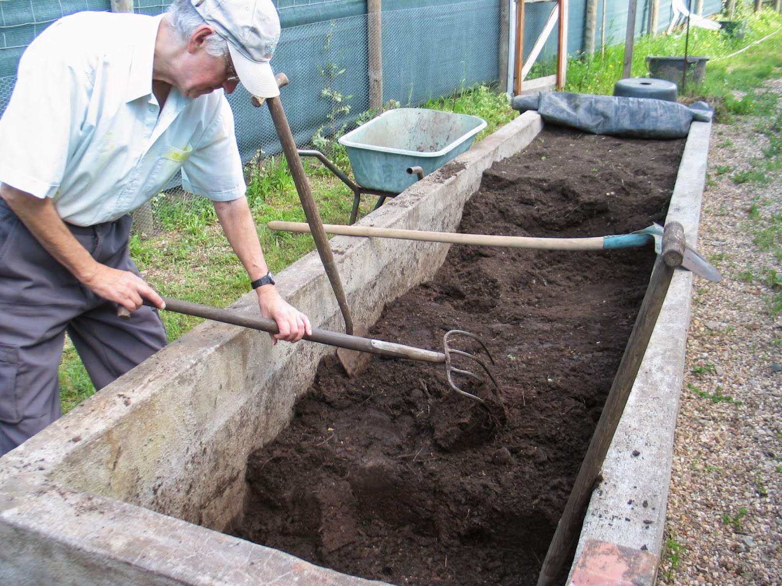 Fazenda de Compostagem - Alentejo Portugal: Como usamos o nosso composto.