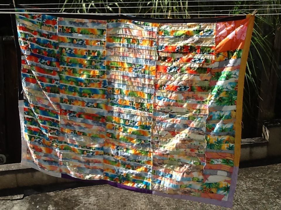 Wonkyworld: Coming soon: two Hawaiian scrap patchwork spreads