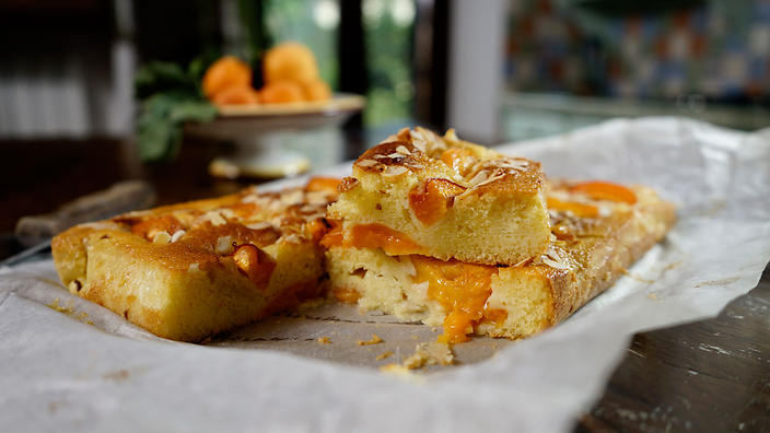 curcubeu culinar: Prajitura cu ulei masline si caise