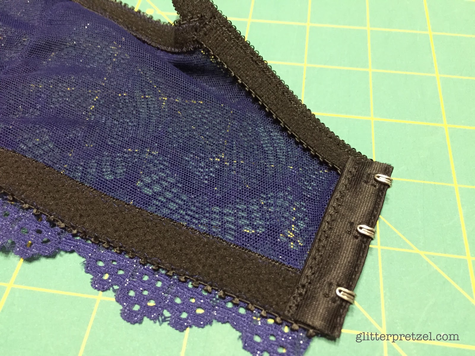 Glitter Pretzel: Navy & Silver Lace Watson Bra