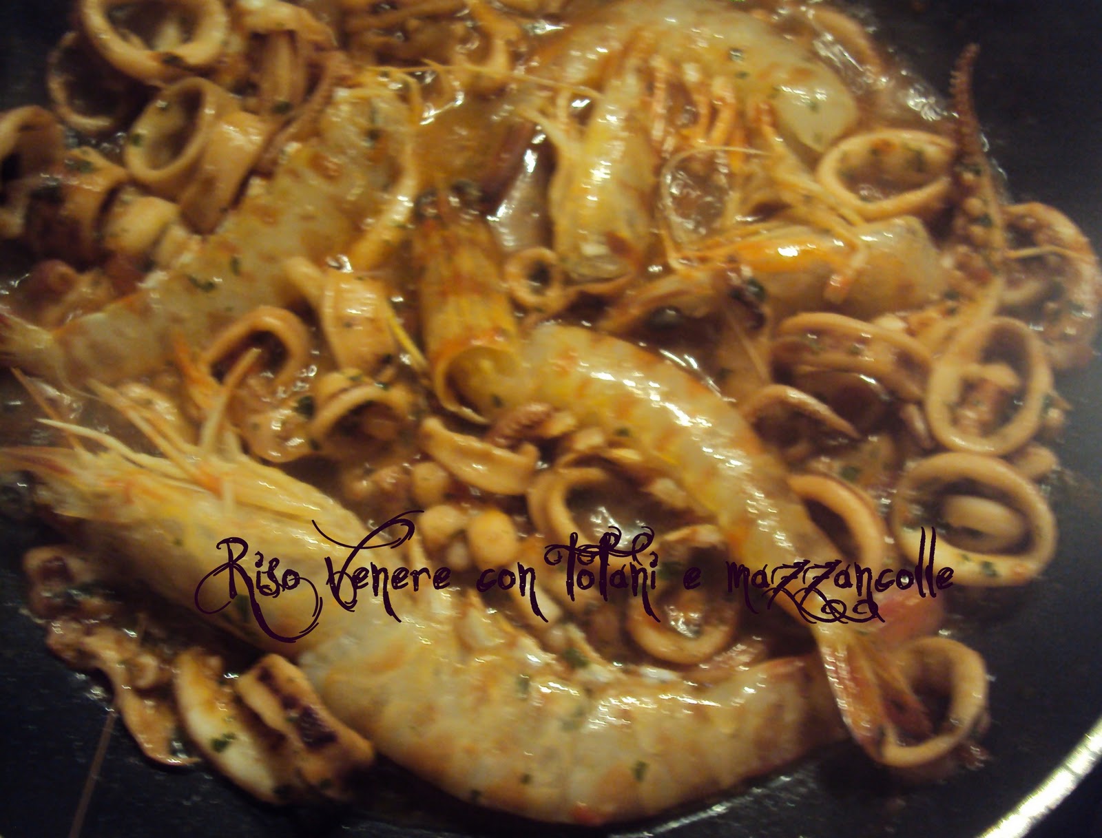 La cucina di zia Simonetta: Riso Venere con totani e mazzancolle