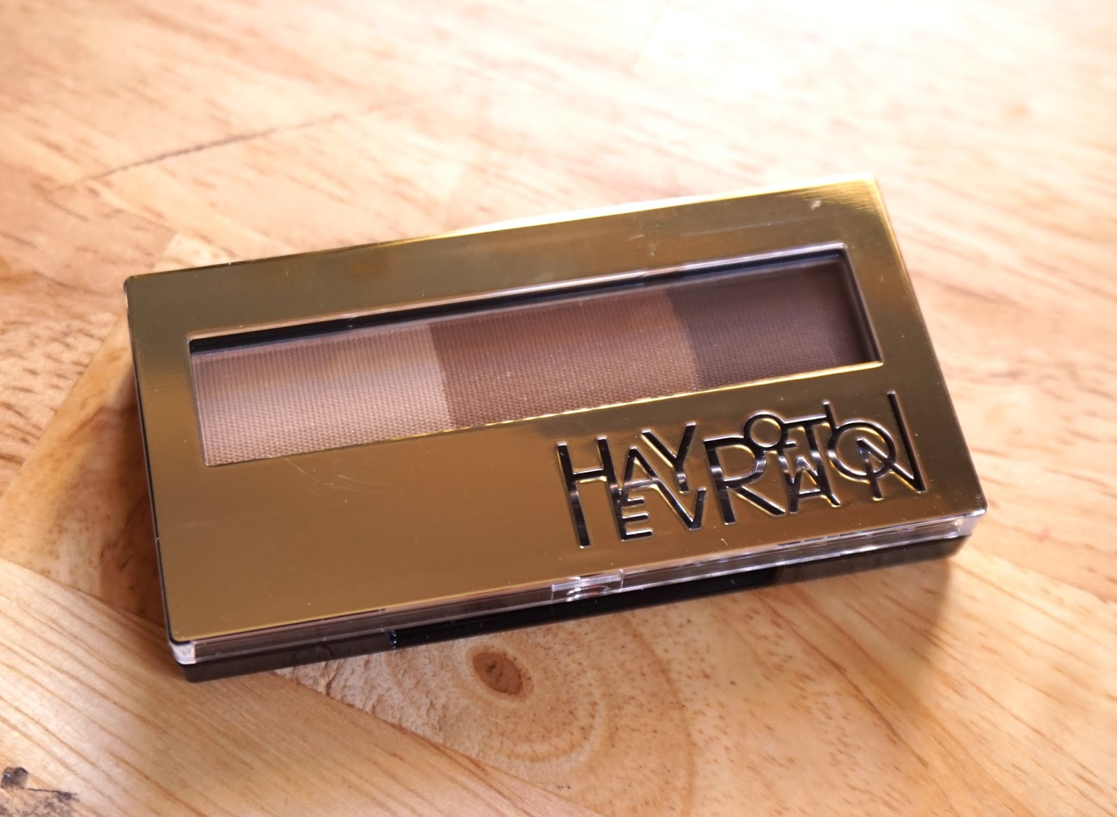 Heavy Rotation Powder Eyebrow and Nose Shadow in 02 Natural Brown ...