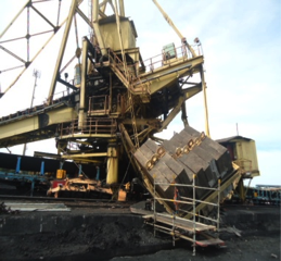 Mining Mayhem: Coal Reclaimer Collapse