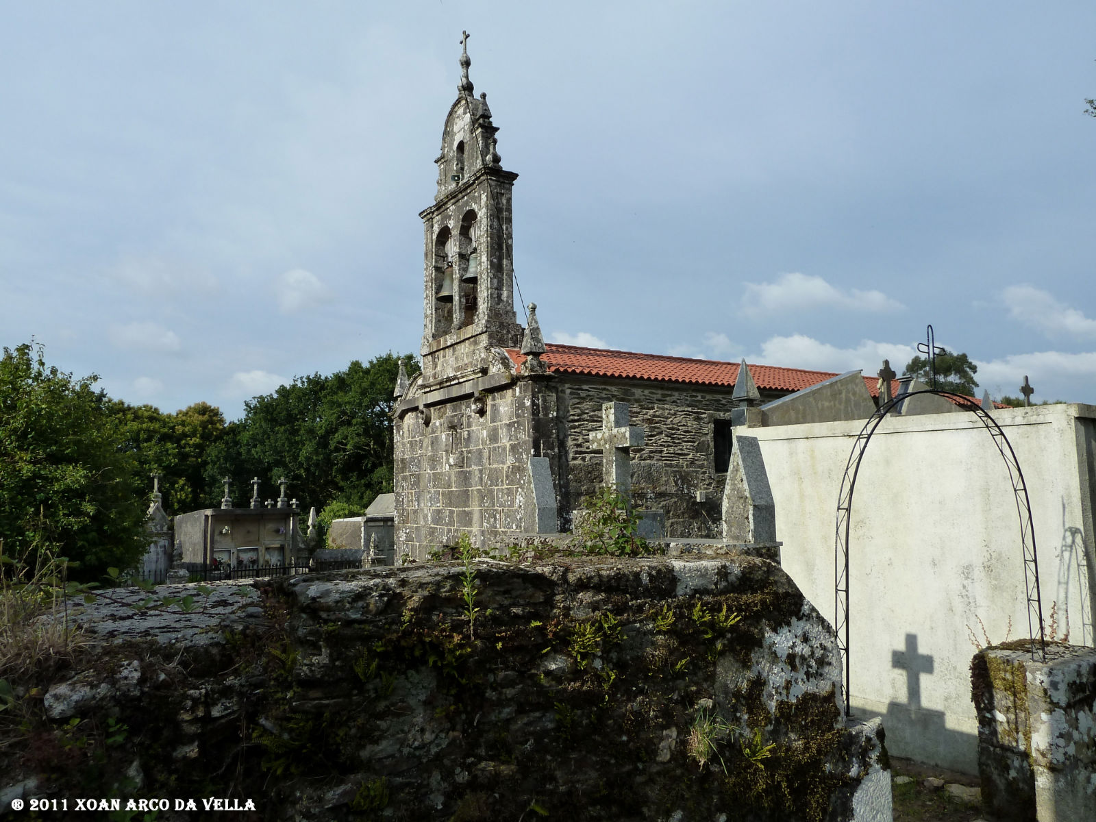 XOAN ARCO DA VELLA: IGREXA DE QUINTILLAN - FORCAREI