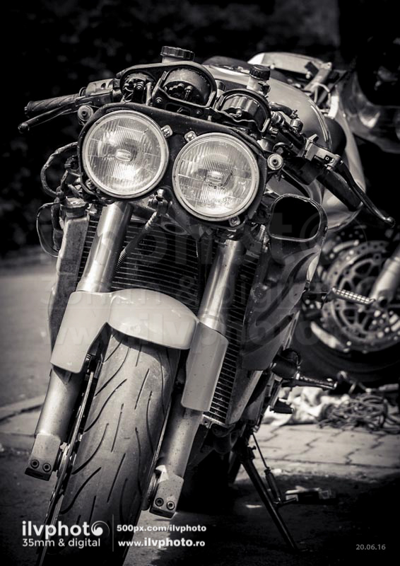 freeware and open source soft: My PHOTO Journey #5 - Sad Motorcycle