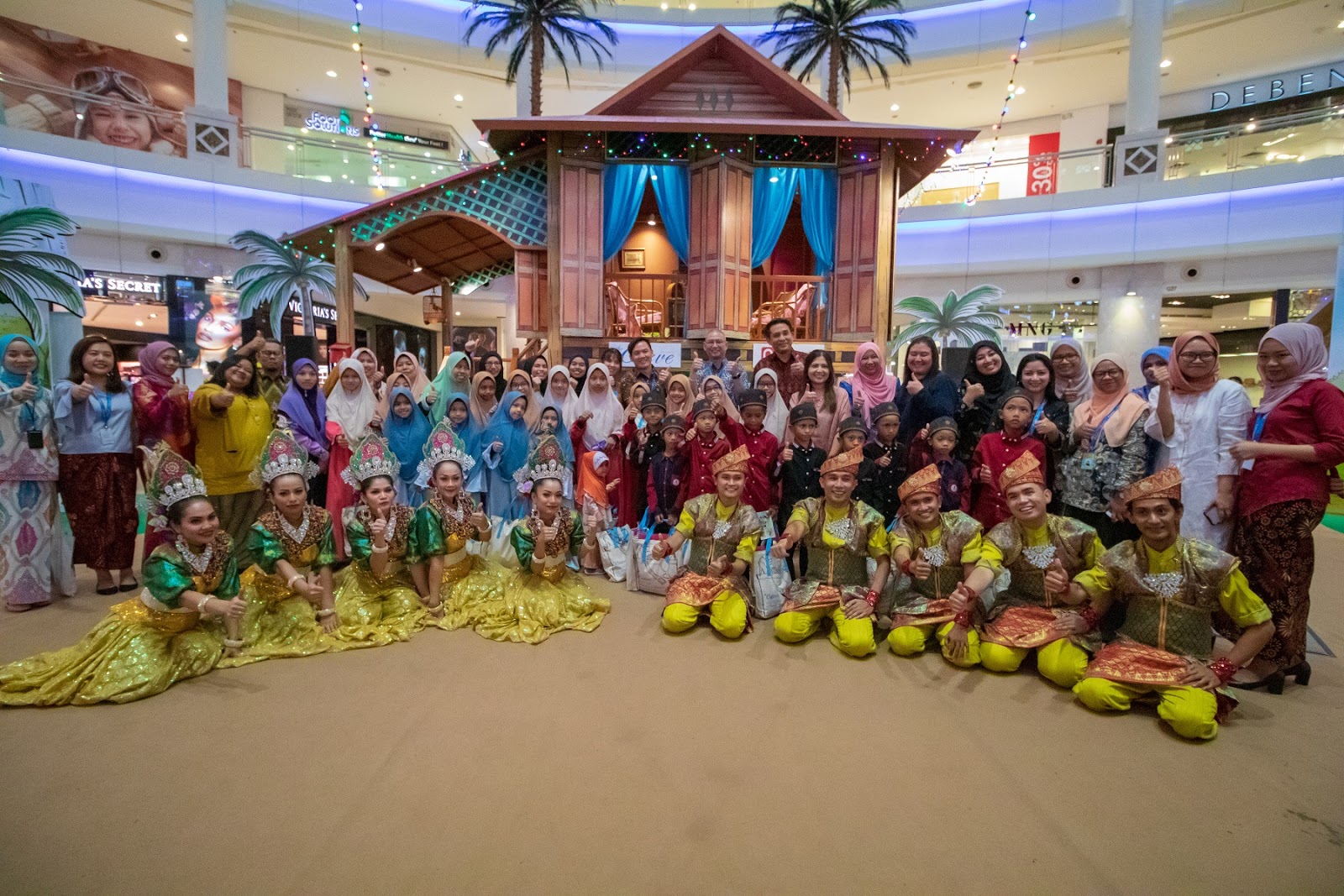 Play And Experience Nostalgia Childhood Kampung Traditional Games At ...