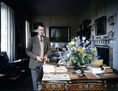 "Tweedland" The Gentlemen's club: Allan Warren and the Dukes of Britain