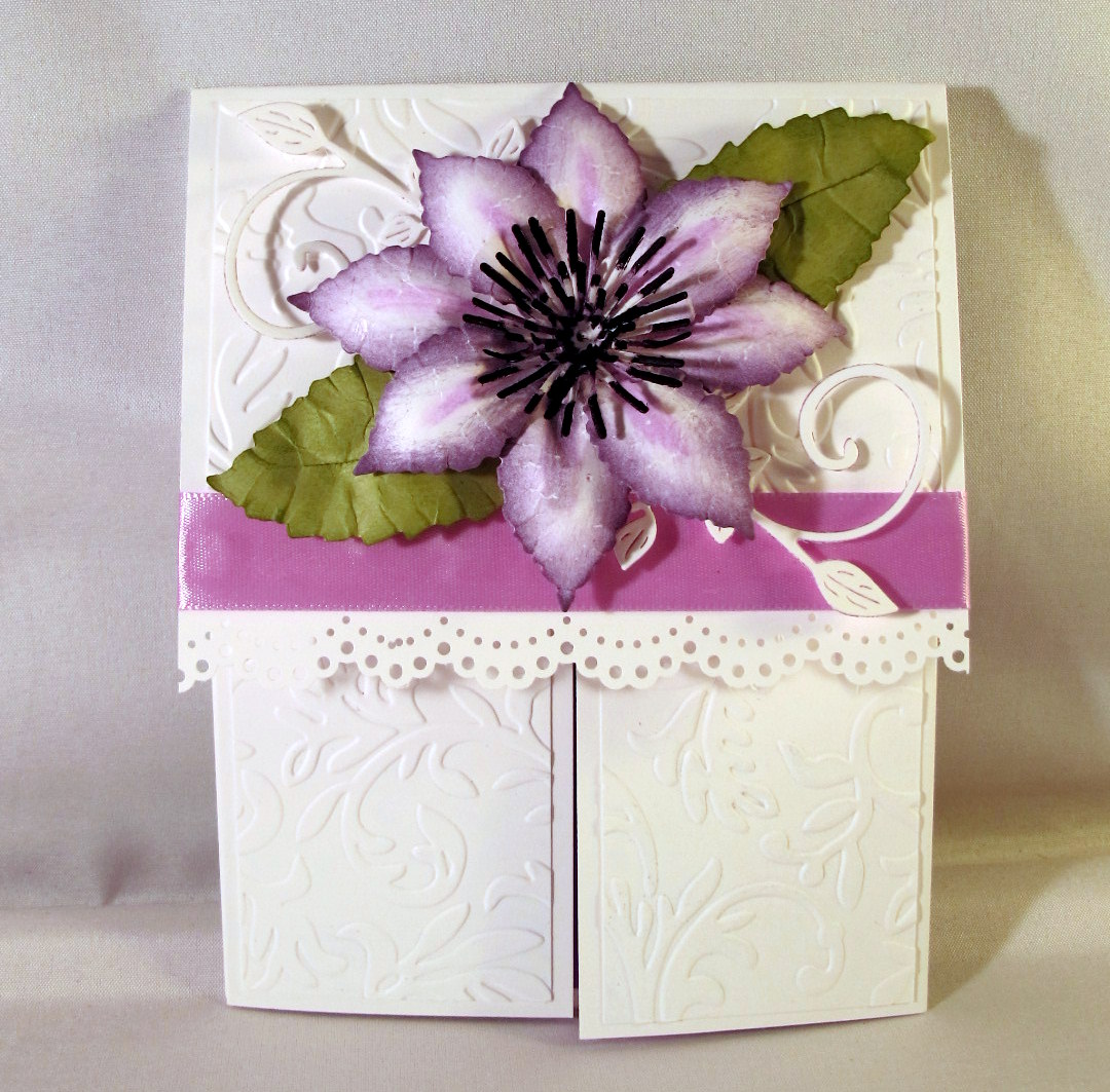 DAR'S CRAFTY CREATIONS: Three Fold Card + Photo Tutorial
