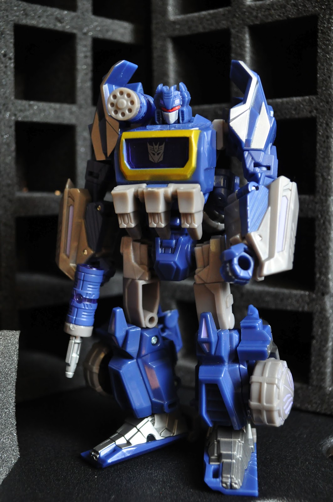 Toy Construct: Soundwave