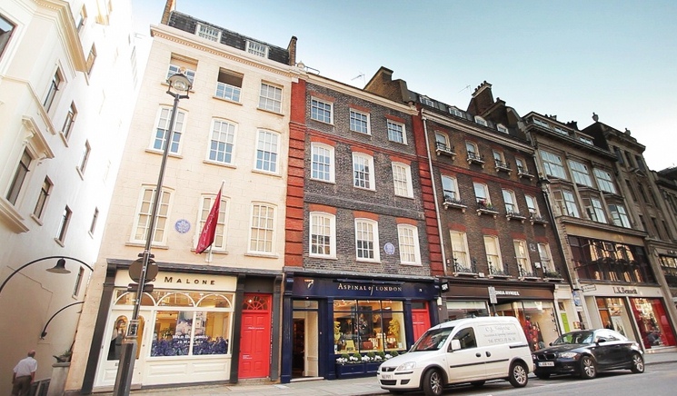 67 Not Out: Jimi Hendrix And Coincidences Through Time