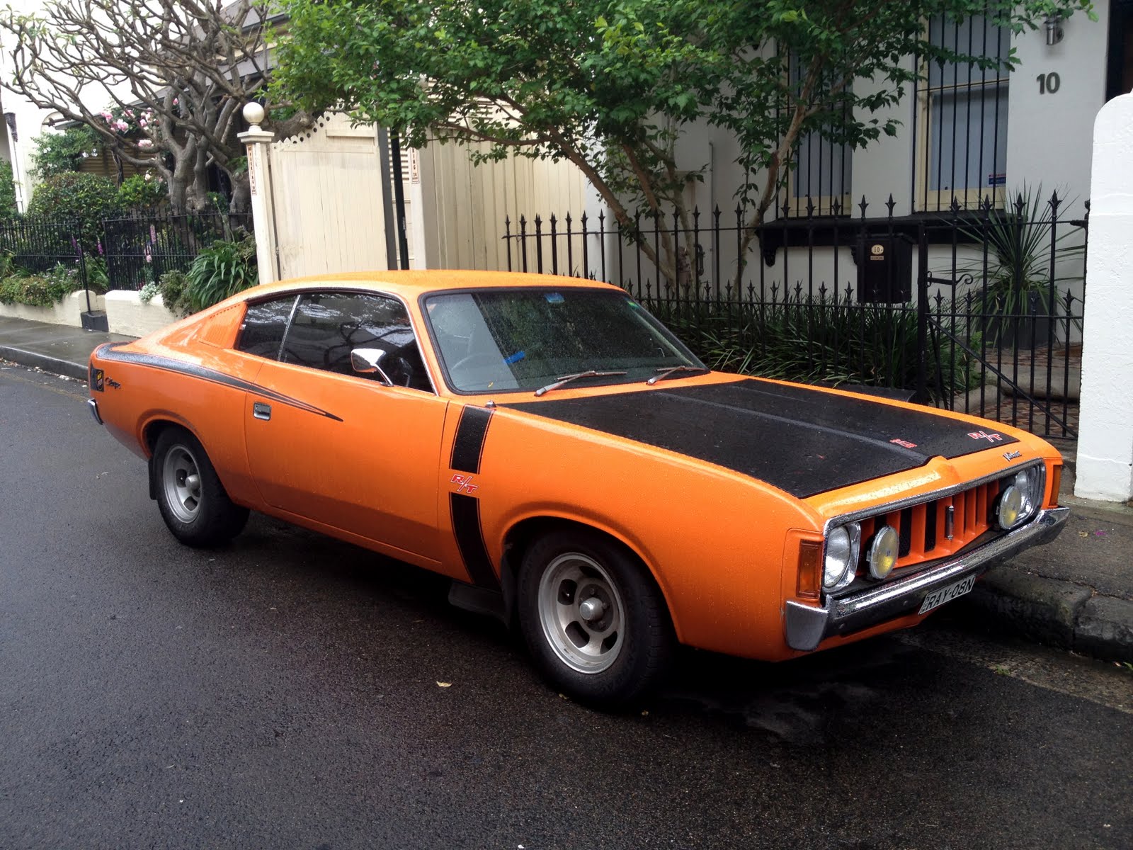 Righthand Drive: 1971 Chrysler Valiant Charger R/T