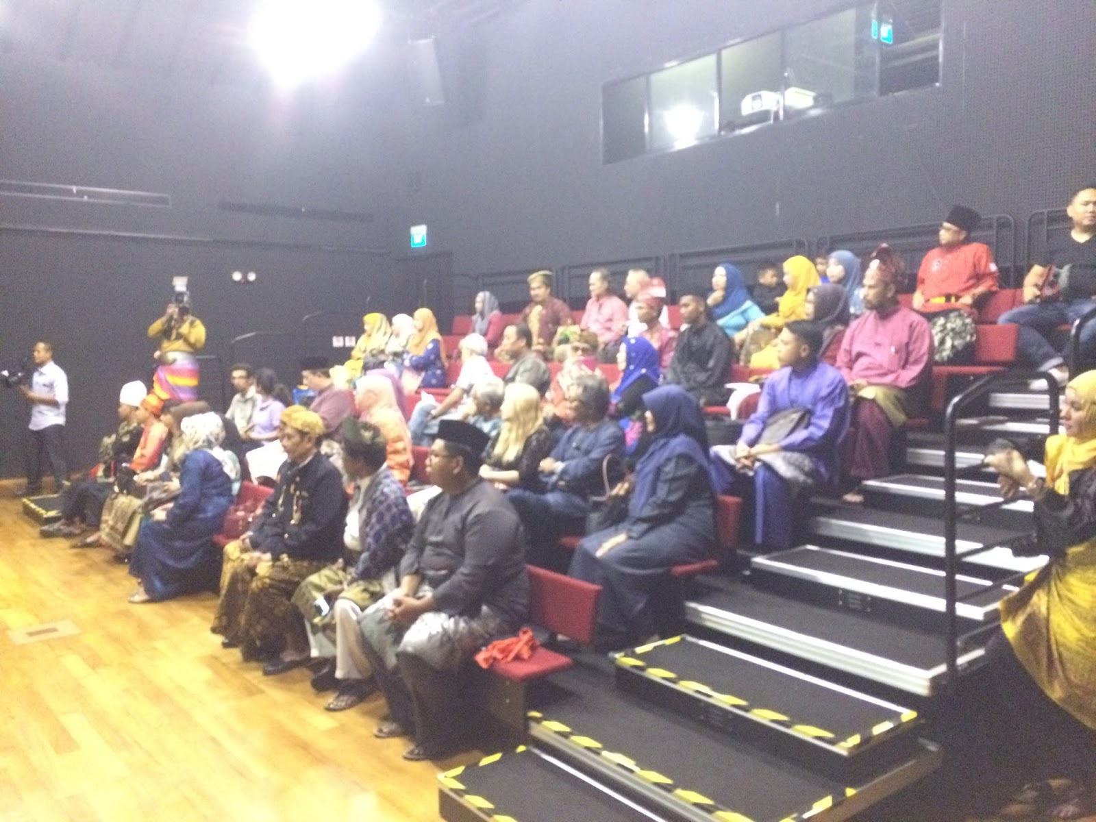 SUHAIZANNOH: KONSEP ASAS PERSEMBAHAN