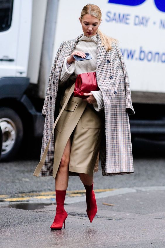 Chic Street Style Looks From Fashion Week | Cool Chic Style Fashion