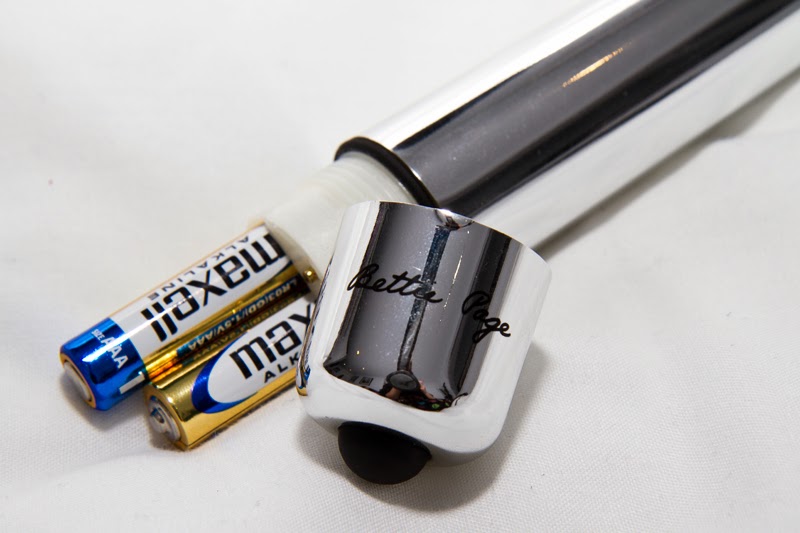 Mon Chéri Amour: Bettie Page Buzzin' Bullet Vibrator and Orgasm Balm Set