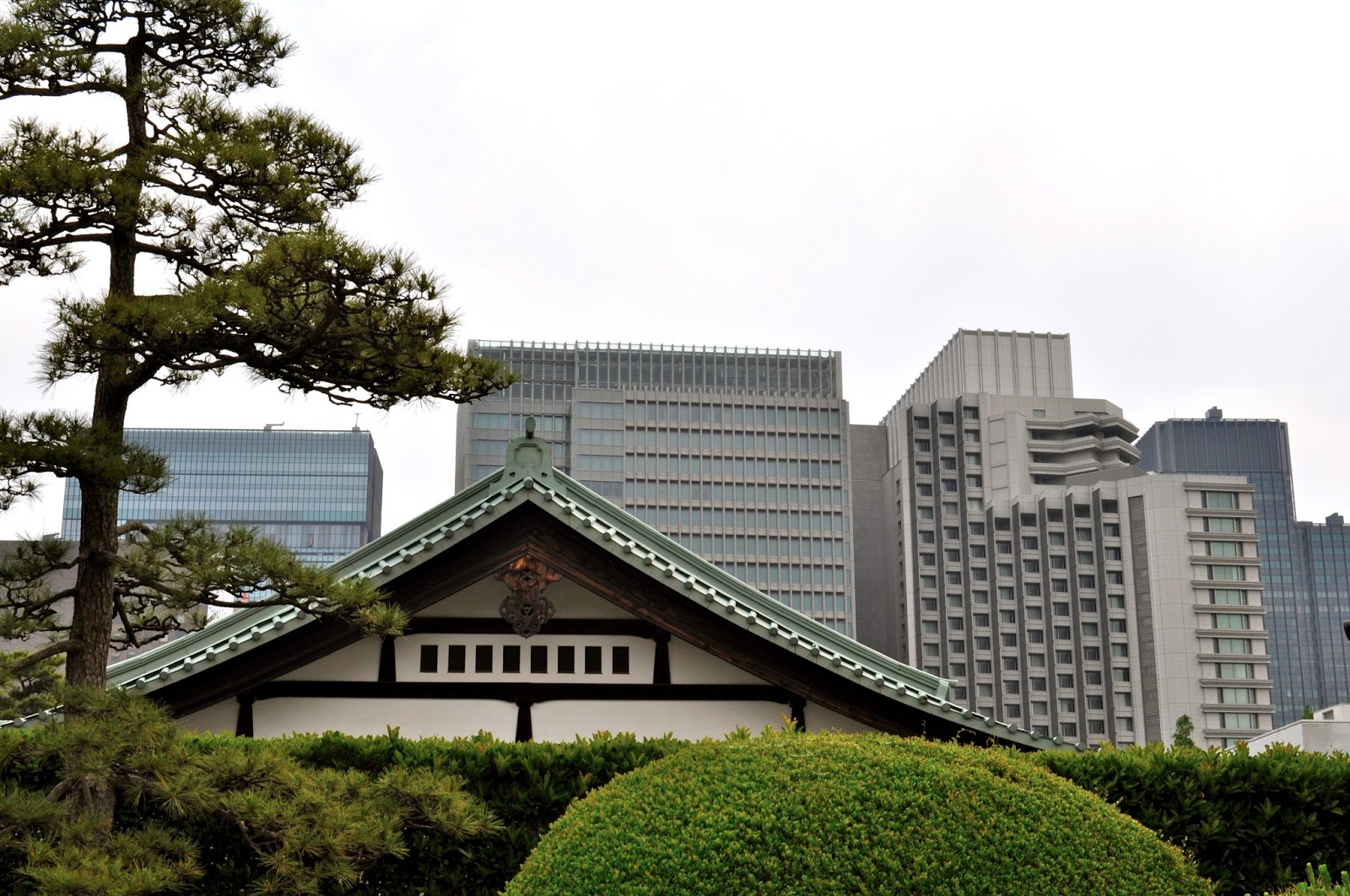 Annie Writes.: Tokyo Day Two: Imperial Palace, Ginza, and Yokosoka