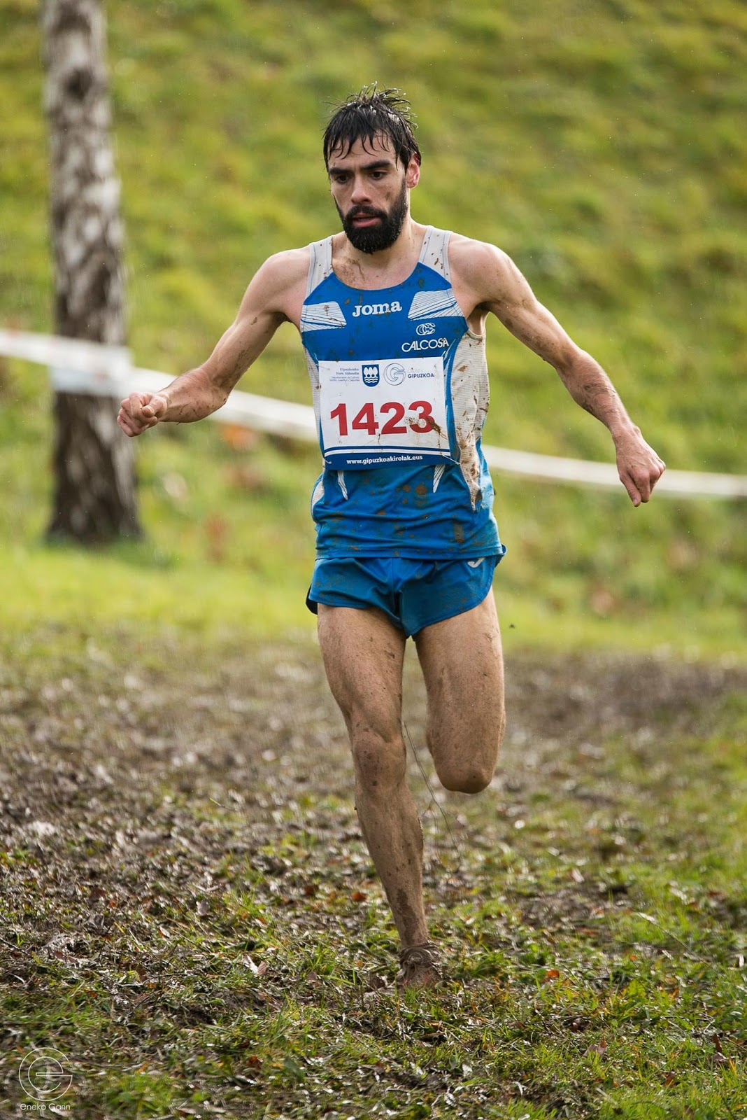 Gabriel Beldarrain: Lokatzetan igeri