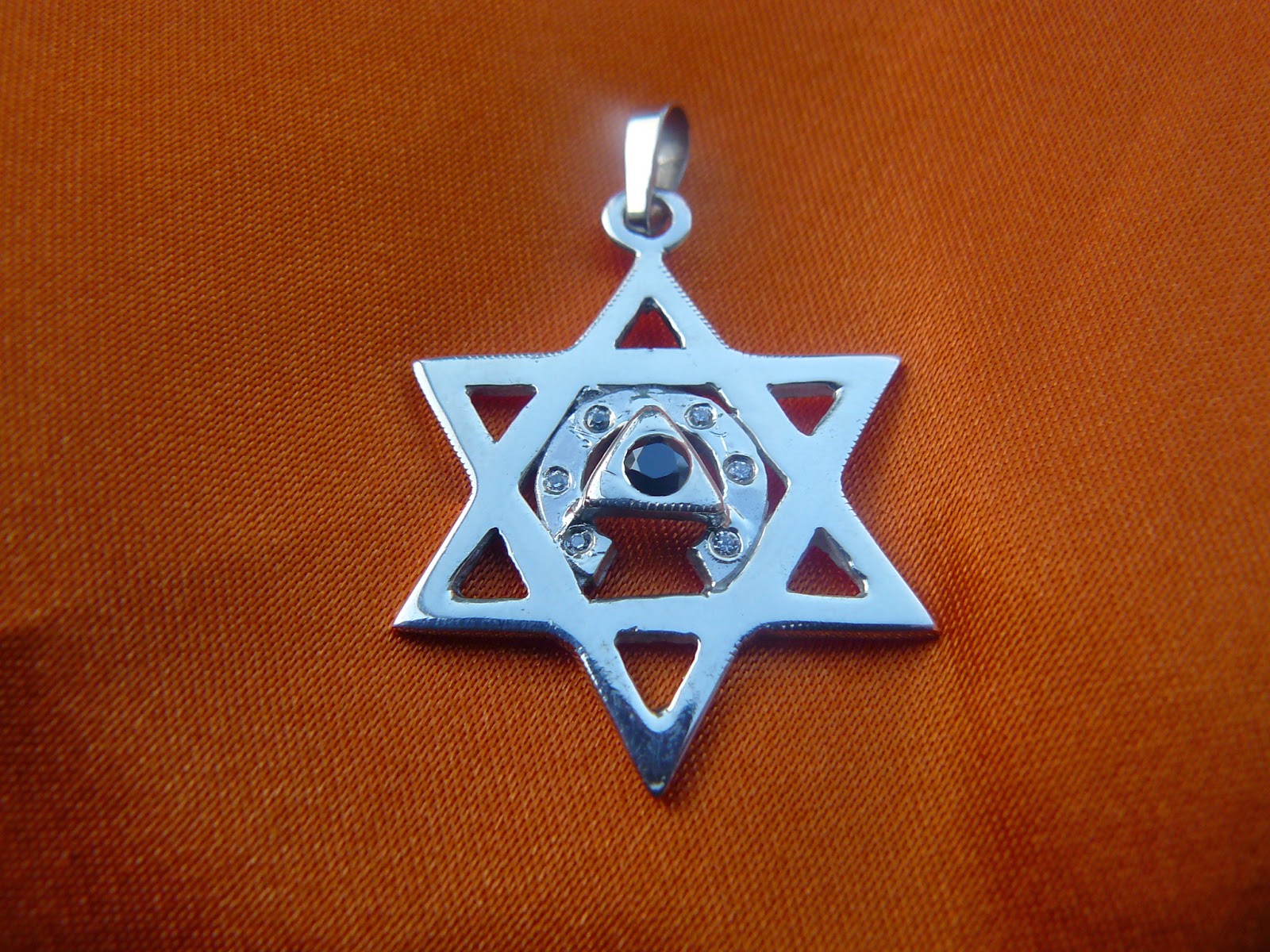 Bijuterii ezoterice: Steaua lui David