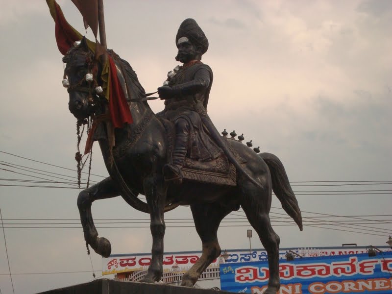 Ananthakumar Bhadravathi: Shivappa Nayaka Statu, Shimoga