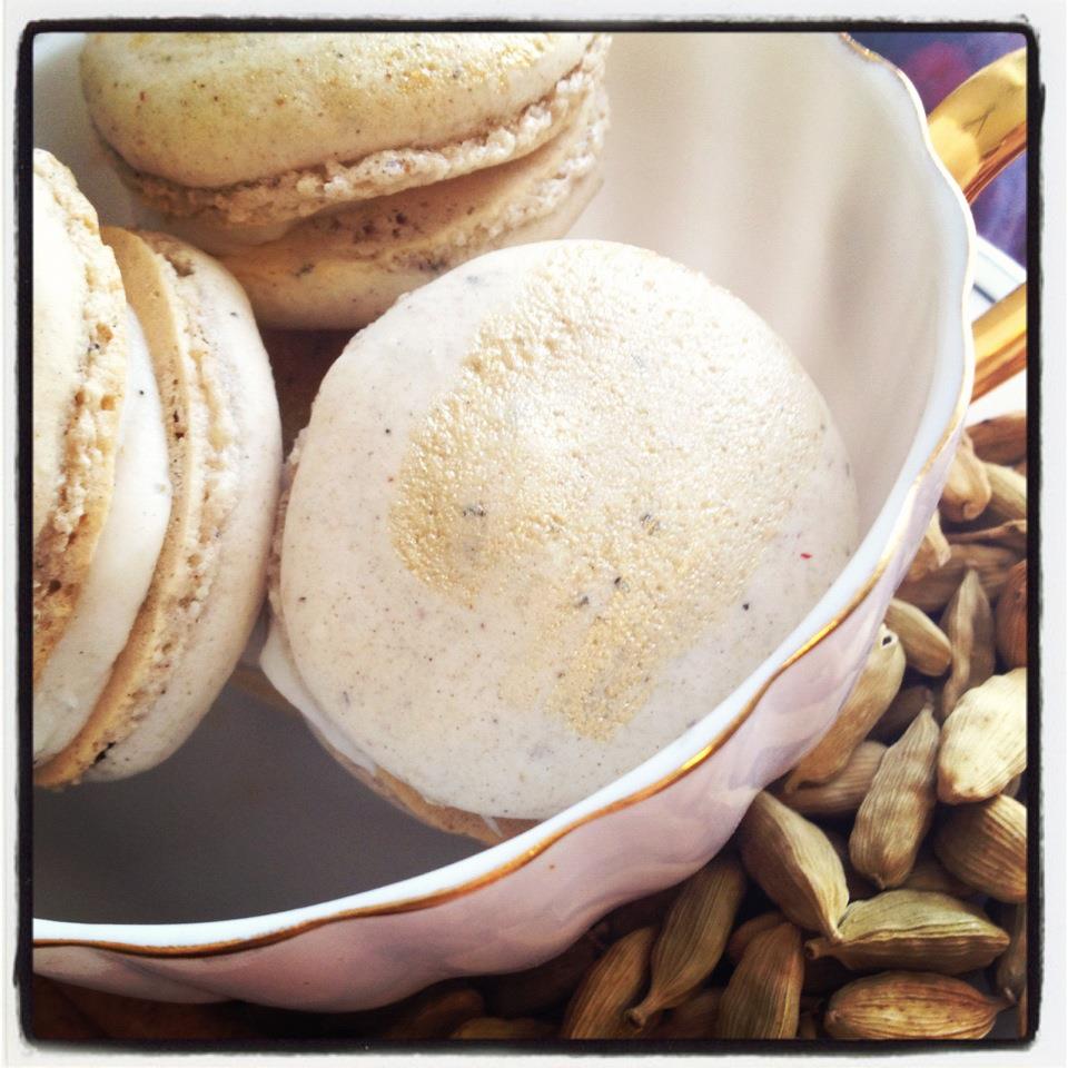 Glamorous Gourmet: Tea Time with French Macarons!