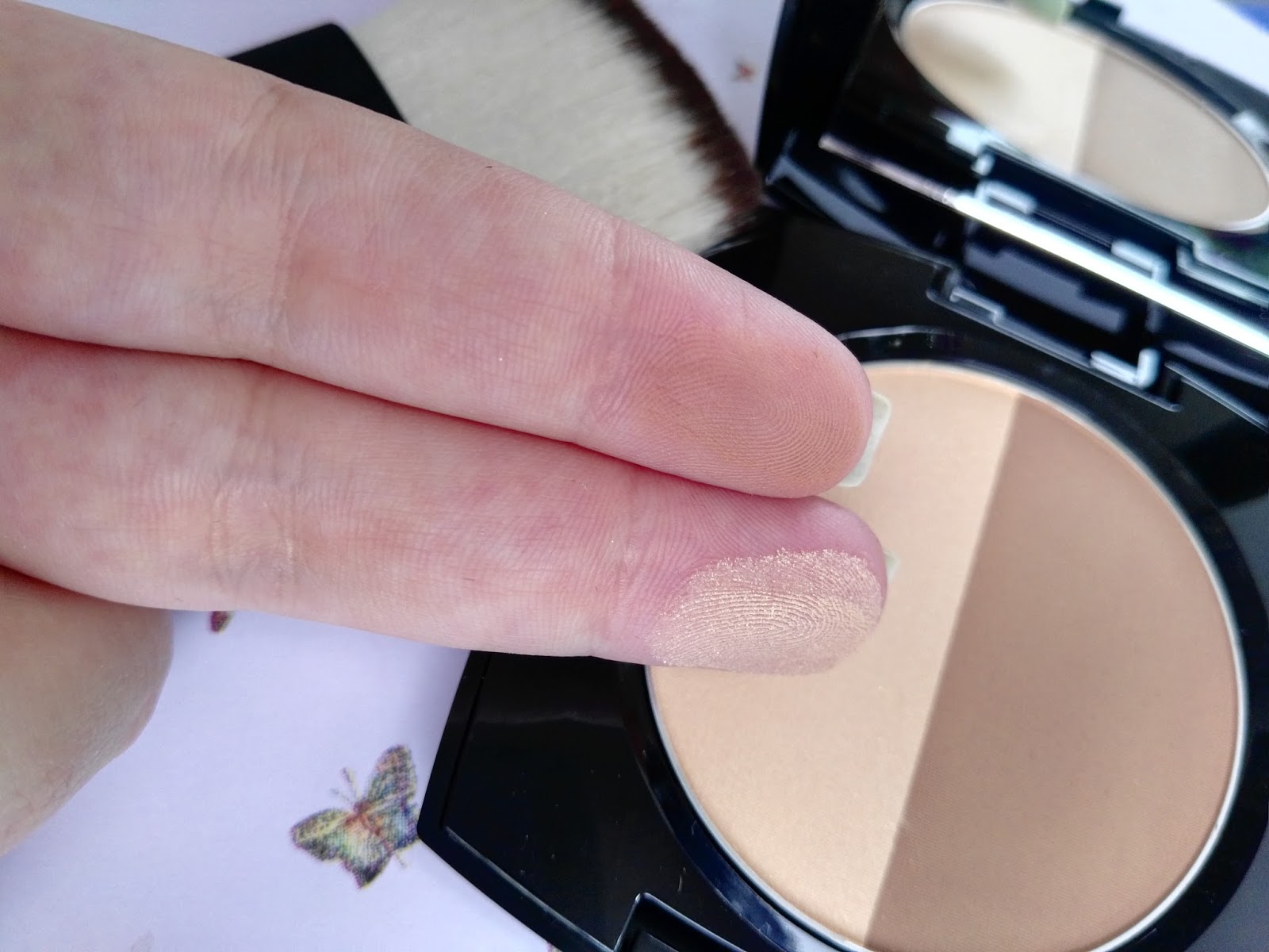 Avon contour duo & flat contour brush // duo za konturisanje i četka za ...