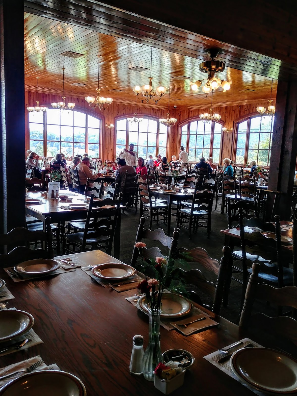 Another Mile Another Destination Blog: The Dillard House, Dillard, Georgia