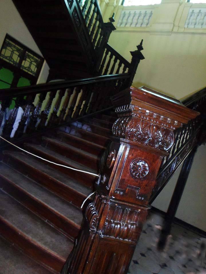 දසත සැරිසර: ධනකුවේරයකුගේ කතාව සැඟව ගත් මහා මැදුර රිච්මන්ඩ් කාසල්ස් ...