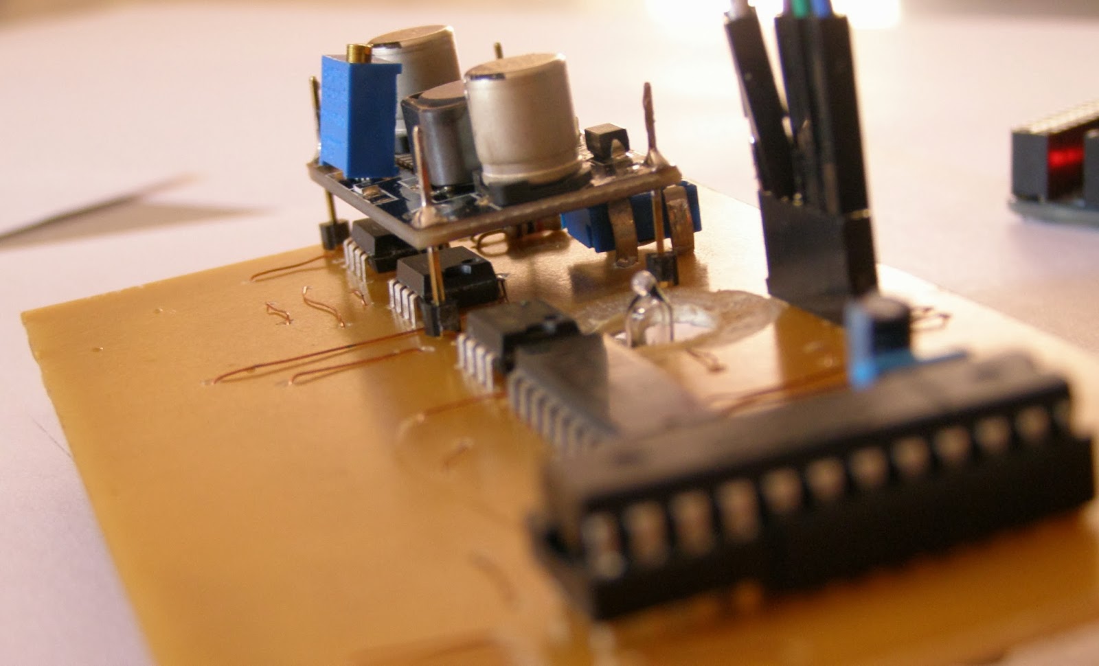 LlimaLabs: Vacuum Fluorescent Display (VFD) driver con MAX7219 y Arduino