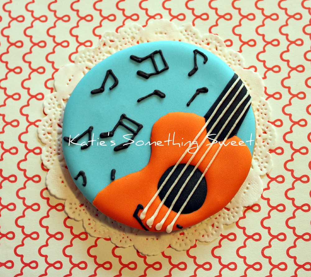{Katie's Something Sweet}: Guitar Cookies - Music Note Cookies