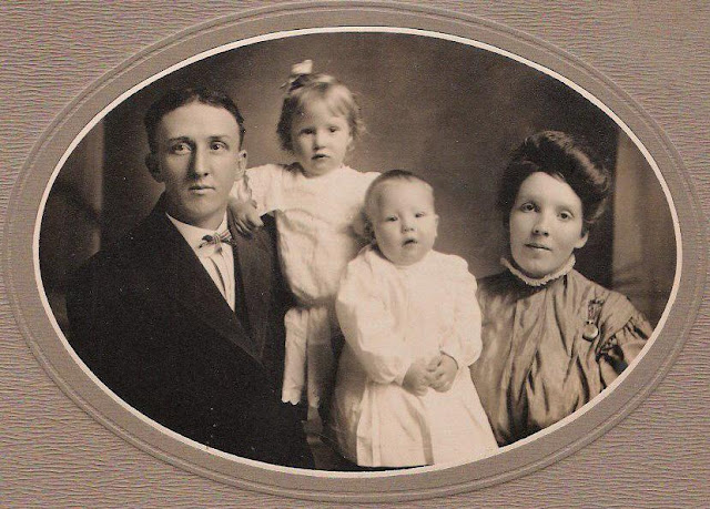 Christensen Family Reunion: Feron's Parents & Siblings - 1900-1953