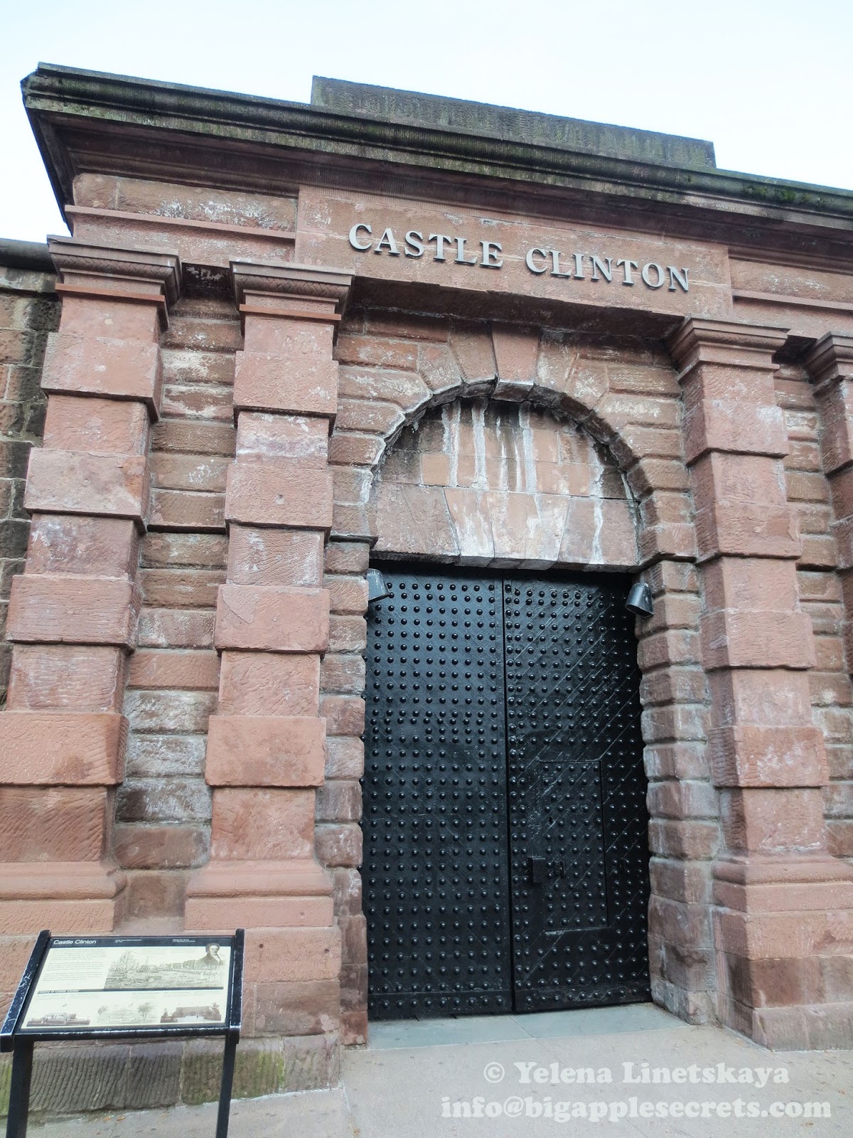 Big Apple Secrets: Clinton Castle - immigration center, aquarium ...