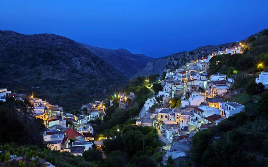 Το ορεινό χωριό της Νάξου που κλέβει τις εντυπώσεις - Τελευταία Έξοδος