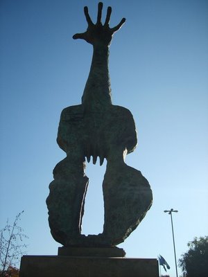 Cantemos como quien respira: VICTOR JARA I - INFANCIA Y SENSIBILIDAD