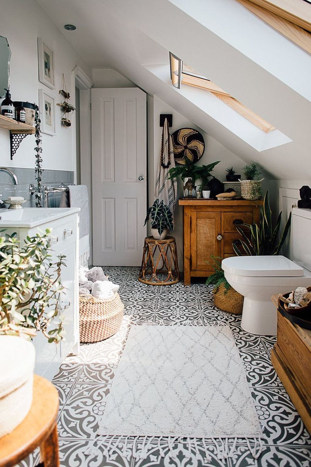 Sources: https://www.trendecors.com/2019/06/08/20-comfy-home-decor ...