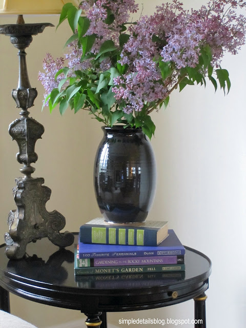 Simple Details: diy black lacquer-like table
