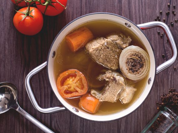 NellaMiaCucina: Brodo di Manzo .. ottimo per i vostri risotti