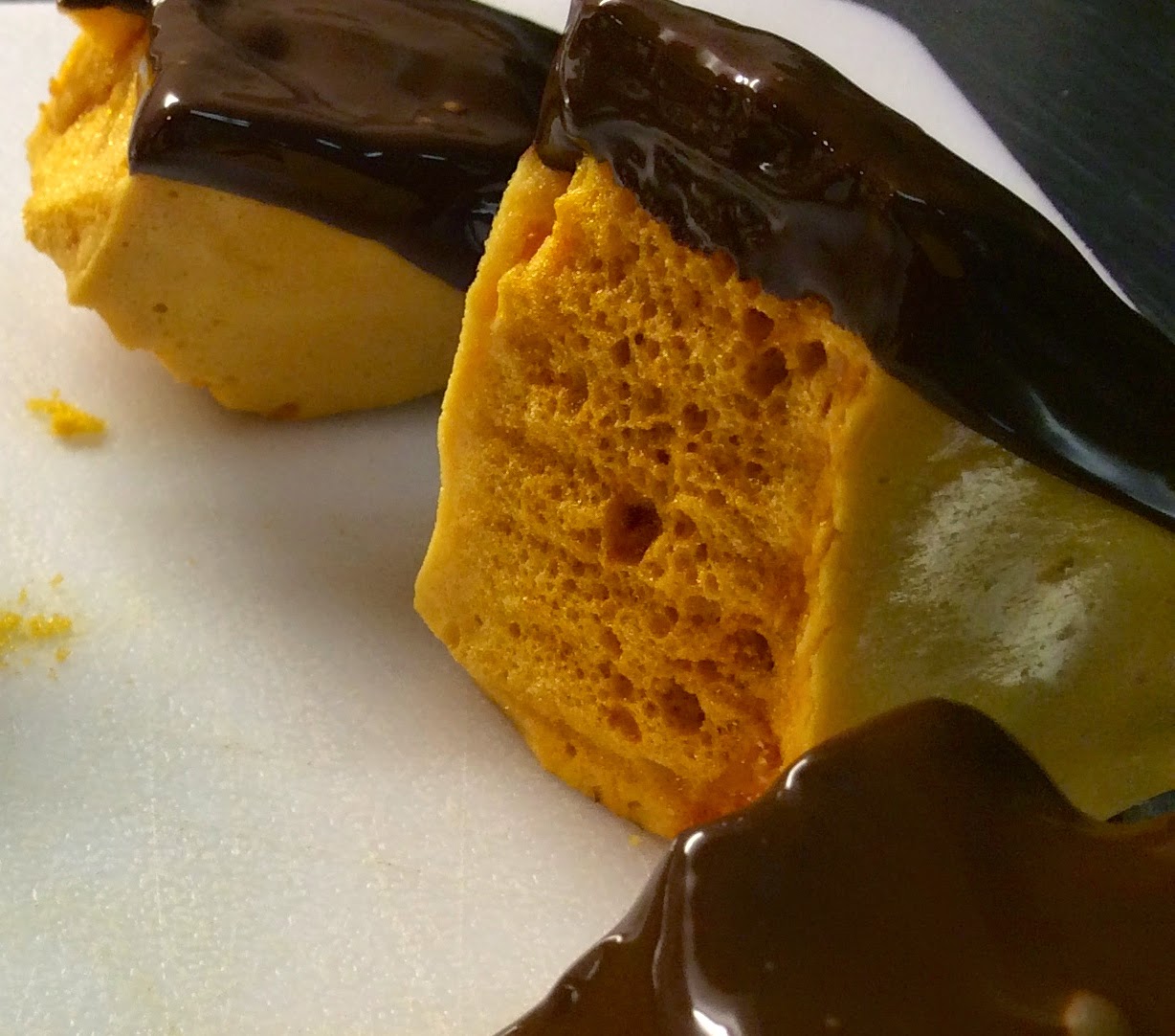 le sacristain: tire éponge genre crunchie