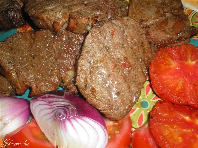 Jedozovni duo: Biftek na žaru