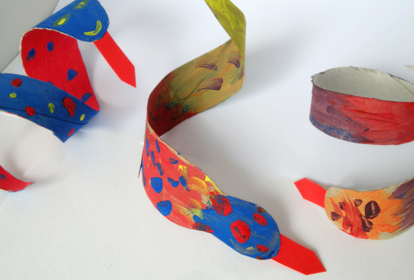 Fishes Make Wishes: Paper snakes