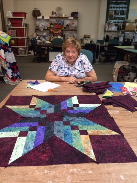AlwaysQuiltingOnline: Binding Tool Star Quilt - Progress Has Started!