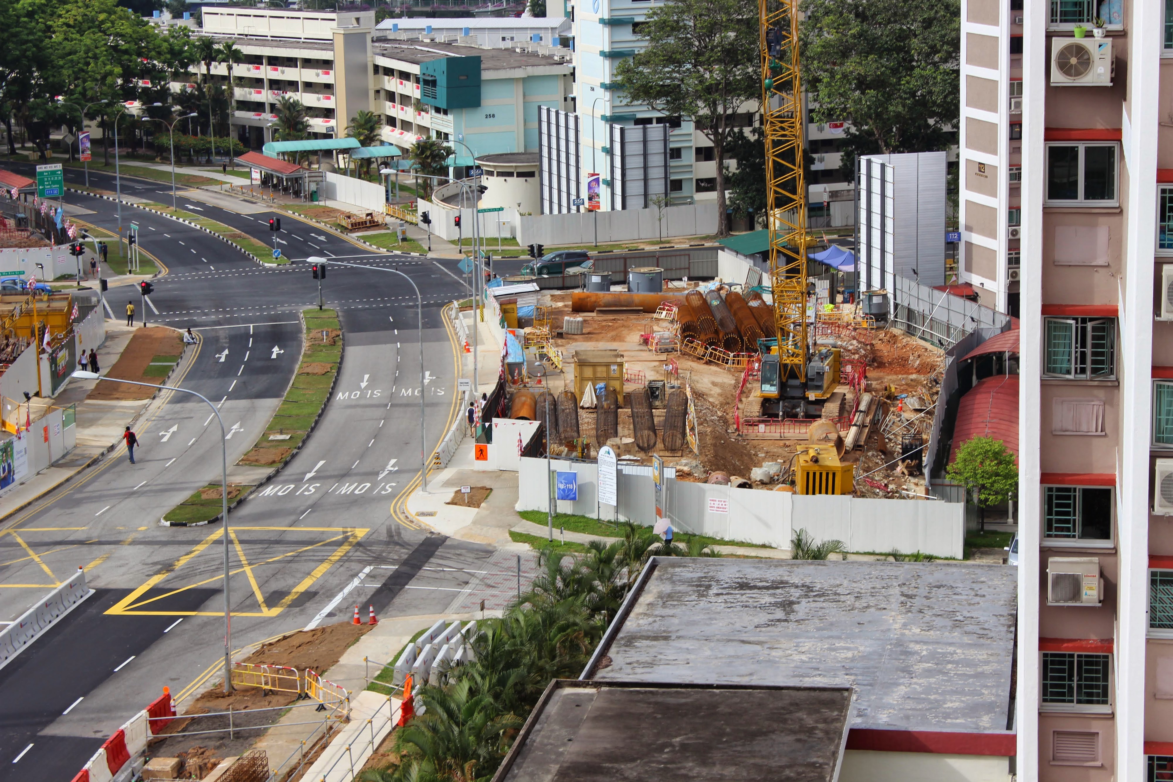 Thomson Line Construction: Piling at Mayflower
