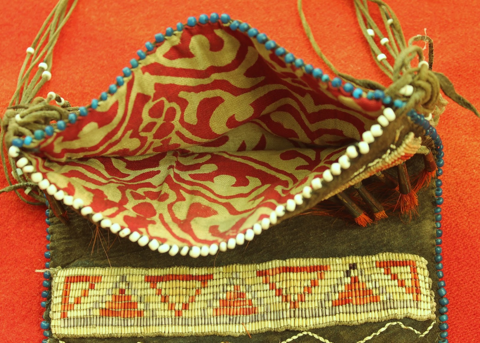 Contemporary Makers: Loom-woven Quilled Bag by Jan Zender