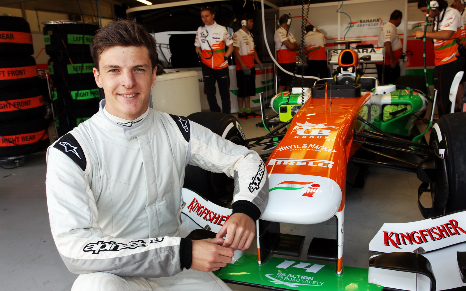 2013 SILVERSTONE TEST: DAY 2 IN HIGH RESOLUTION IMAGES - FORMULA 1