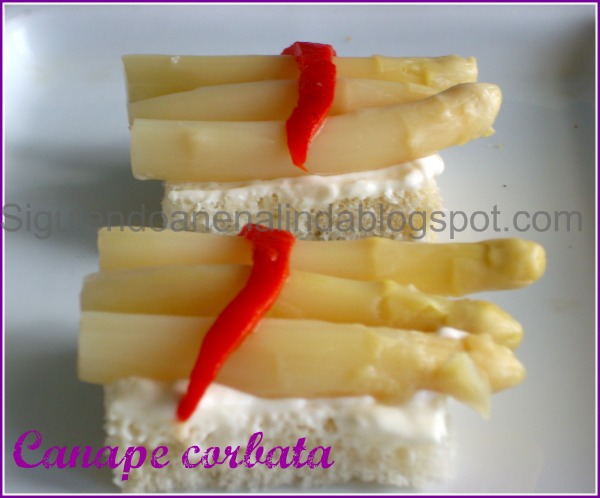 Siguiendo a Nenalinda: Canapé corbata....