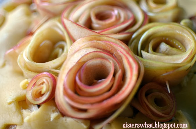 Apple Rosette Pie - Sisters, What!